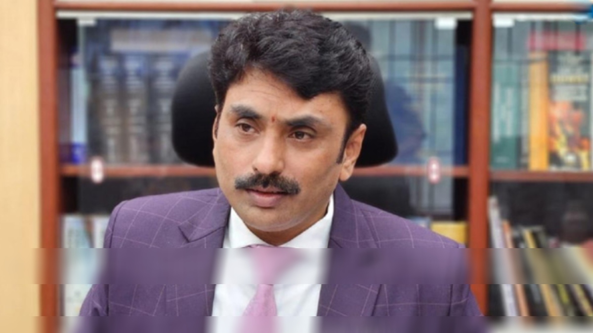 போலீசாரின் நிலைமையை பாருங்க.. ஒருமையில் திட்டக்கூடாது என அரசு குற்றவியல் வழக்கறிஞர்களுக்கு ...