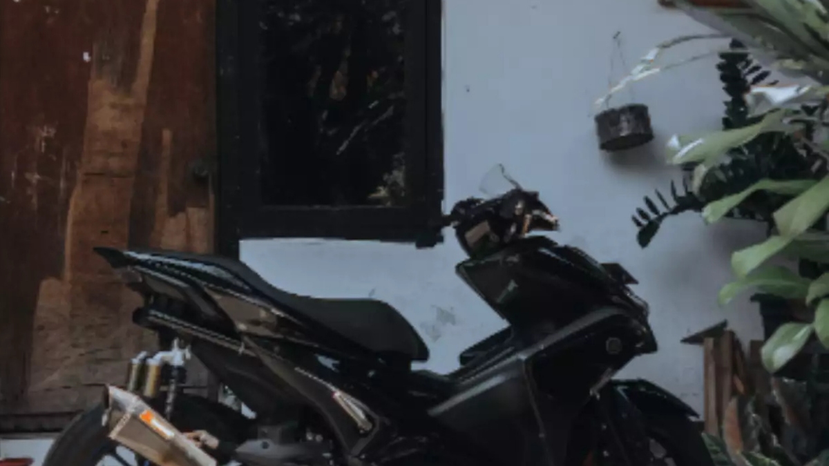 ‛திரு.திருடன் அவர்களே’.. சோஷியல் மீடியா போஸ்ட்டால் மீண்டும் கிடைத்த ...