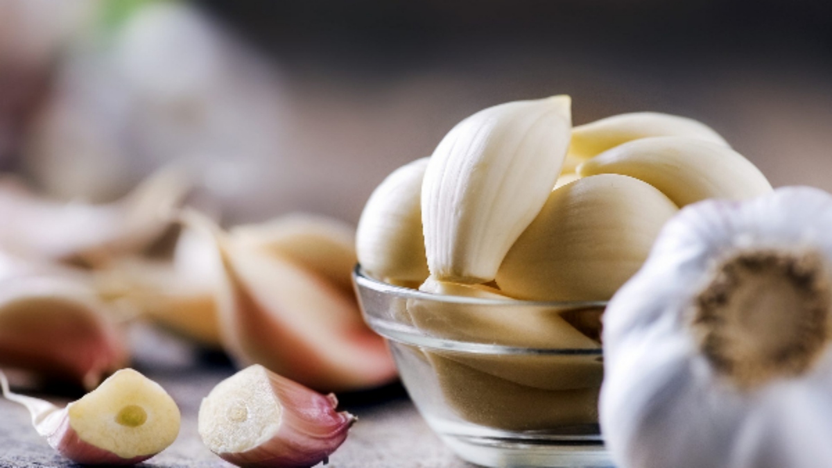 பூண்டிலும் கலப்படம் நடக்குதுடோய் பச்சையா சாப்பிட்டு பாருங்க! சப்புனு ...