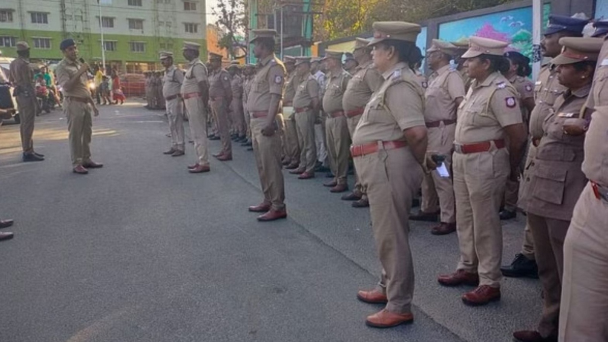 தமிழ்நாடு முழுக்க போலீஸ் பாதுகாப்பு அதிகரிப்பு.. சென்னையில் ...